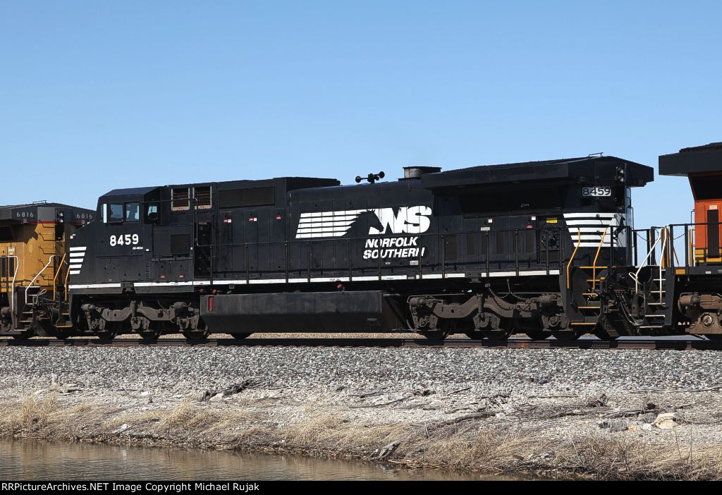 NS 8459
